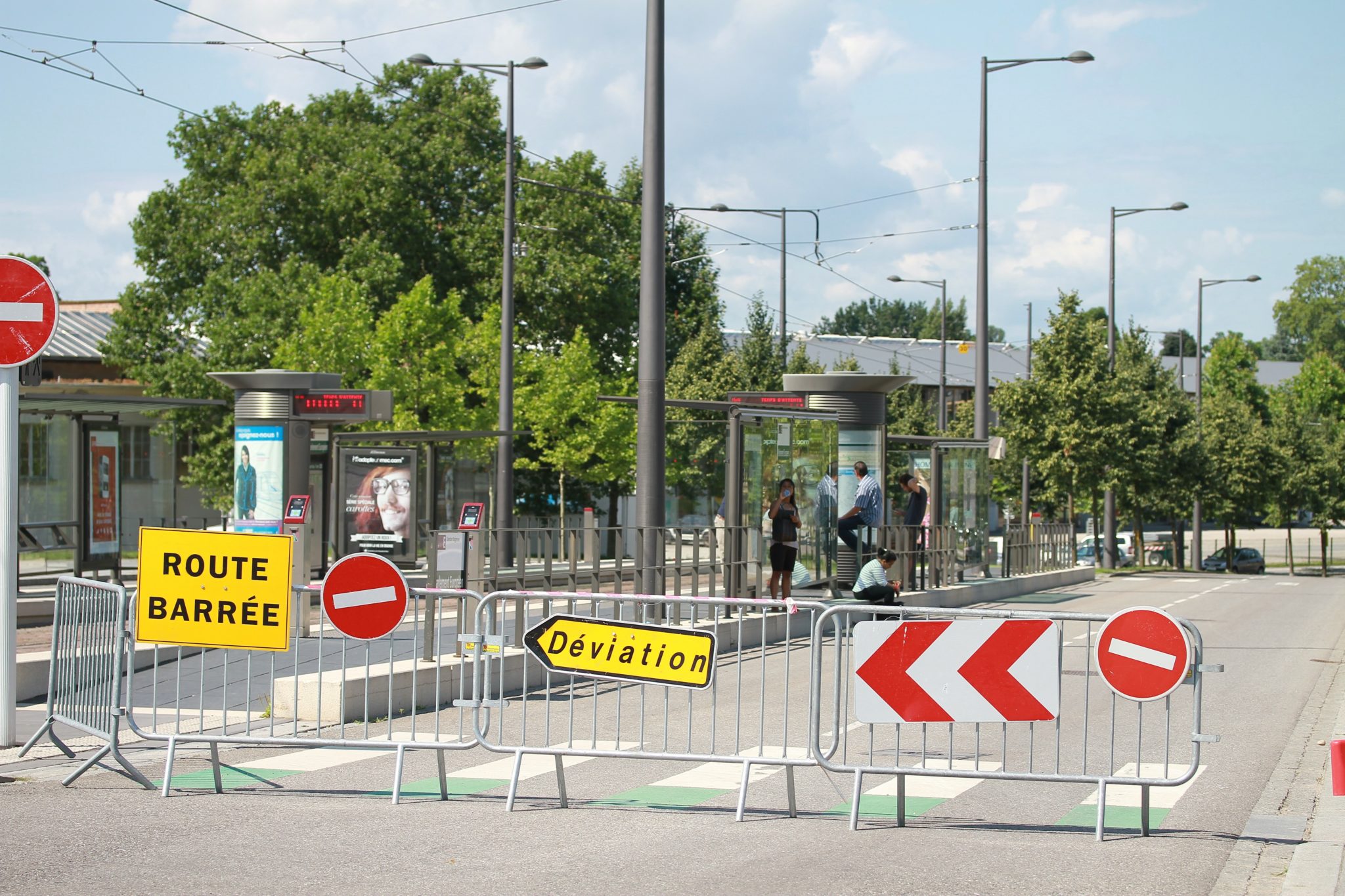 route barrée - Le blog Direct Signalétique